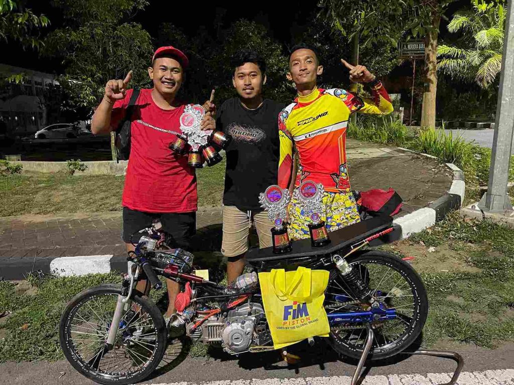 Sangar !! Drag Bike Boyolali Lagi - lagi Squad BJ Komo Rajai Pertarungan Sleep Engine 150cc ...