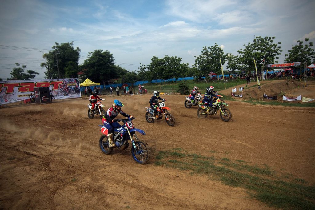 Gua Wareh Cup Grasstrack & Motocross 2023 – Sirkuit Baru Harapan Baru ...